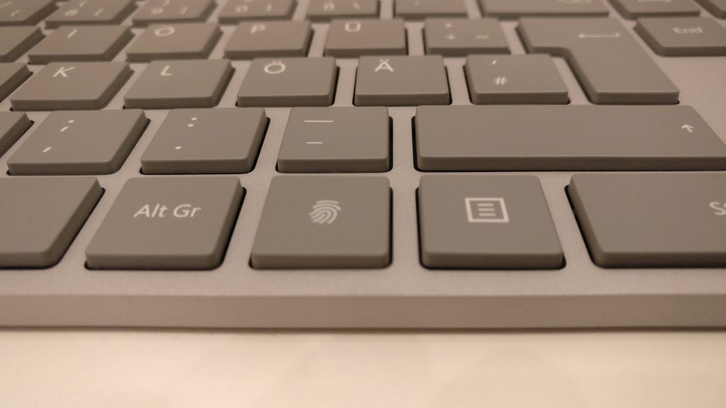 Modern Keyboard: Fingerprint da wo er sein sollte - Das Notizloch